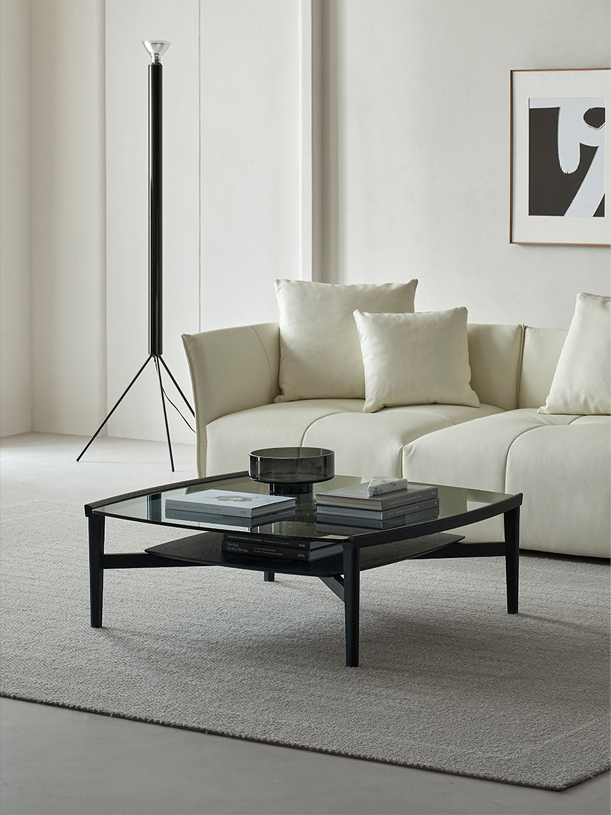 abodeappeal Table basse carrée en bois massif 39,37 " - Wayfair Canada